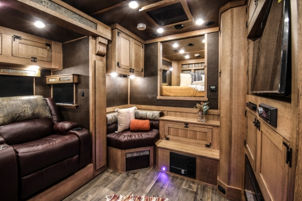 Horse Trailer Gallery - Outback Customs