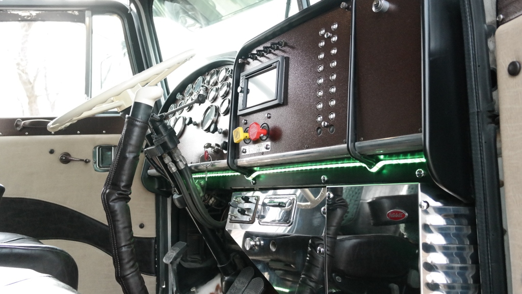 Custom Peterbilts Interiors