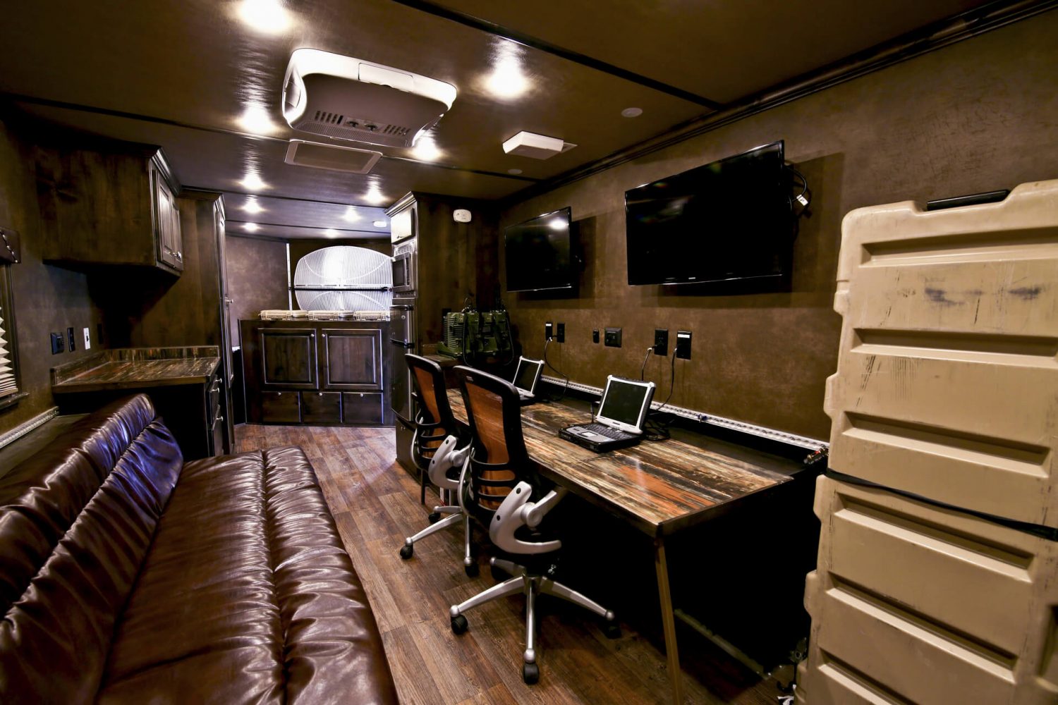 Custom Horse Trailer Living Quarters and Specialty Conversions by ...
